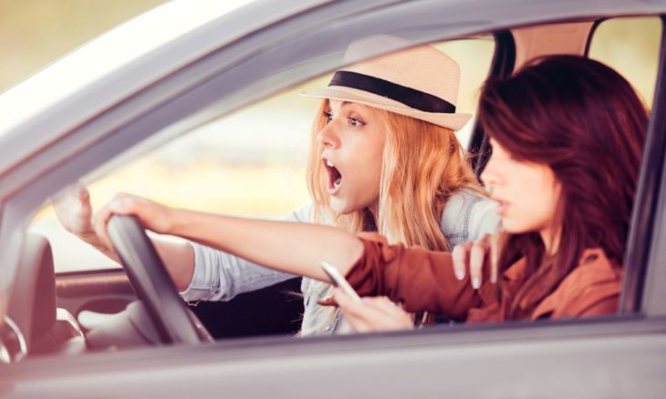 12 Road Safety Tips to Avoid Accidents - DrivingTips.com